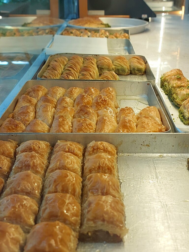 Pasta, şekerleme ve tatlı Rəmzioğlu Paxlava, Bakü, foto