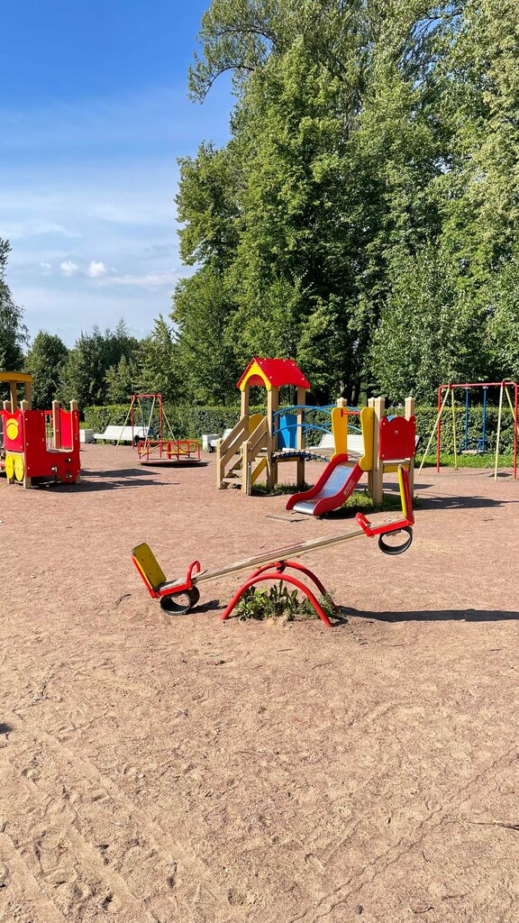 Oyun alanı Playground, Saint‑Petersburg, foto