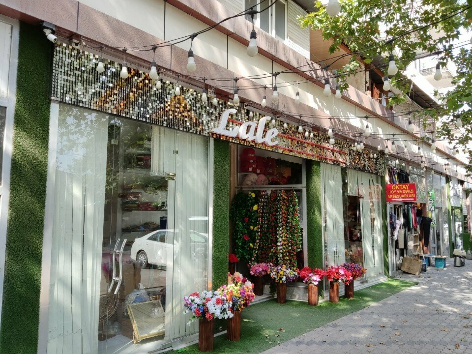Hediyelik eşya mağazaları Lalə Florvers Hədiyyəlik Mağazası, Gence, foto