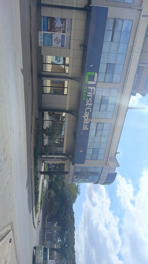 Banka First Capital Bank, Lusaka, foto