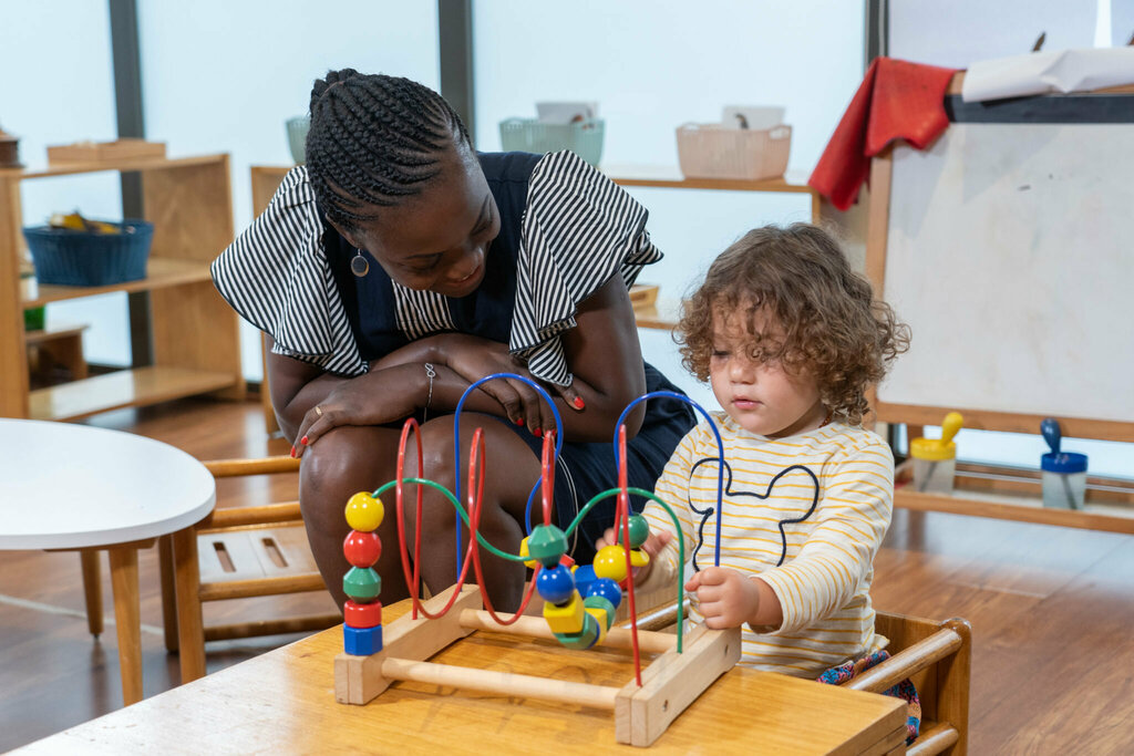 Ortaokul Ivory Montessori School, Abican, foto