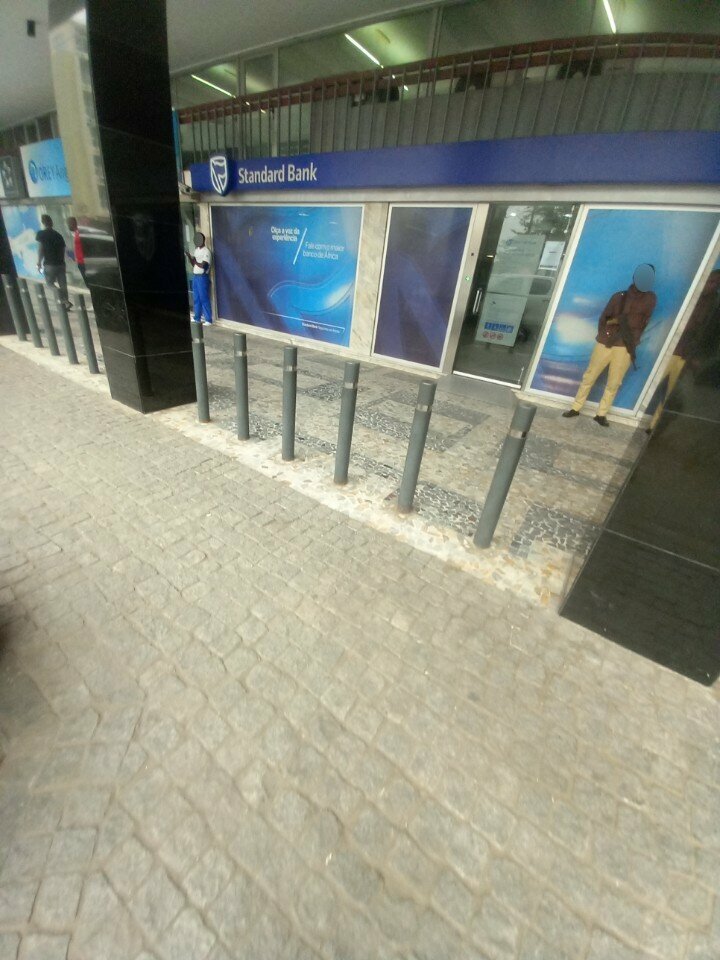 Banka Standard Bank, Loanda, foto