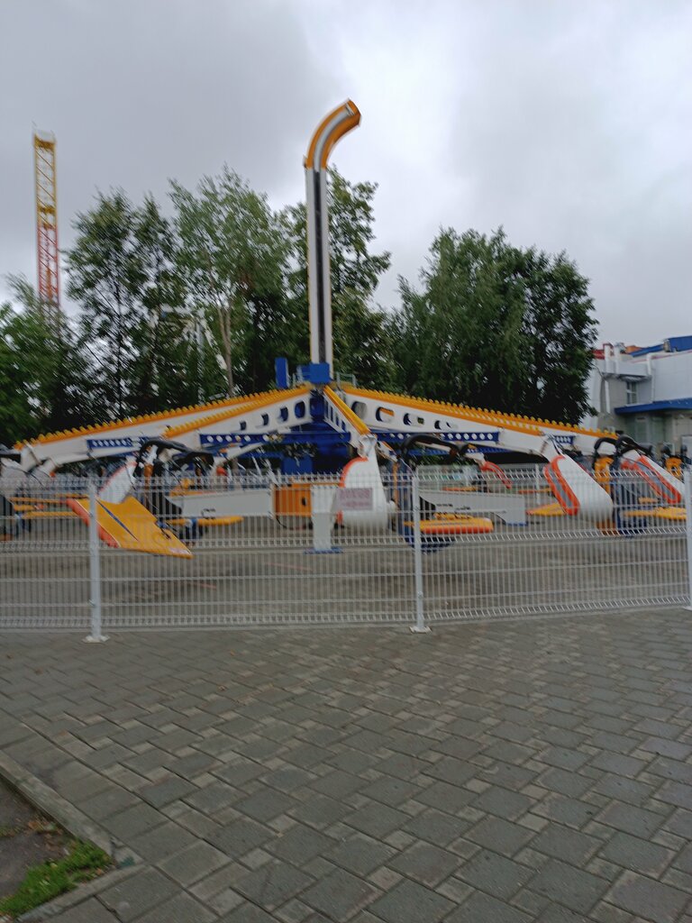 Atraksiyon Диско, Tiumen, foto