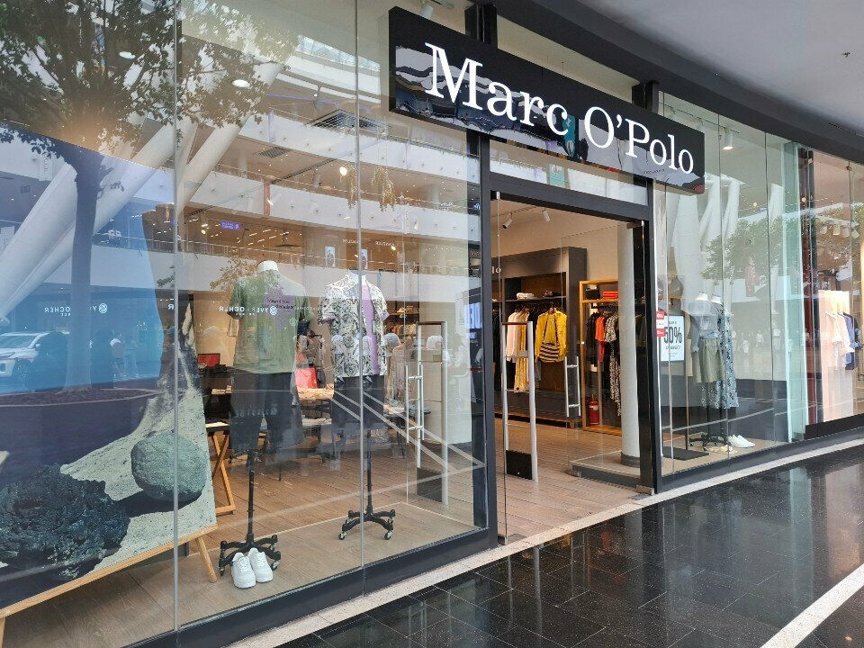 Giyim mağazası Marc O'Polo, Astana, foto