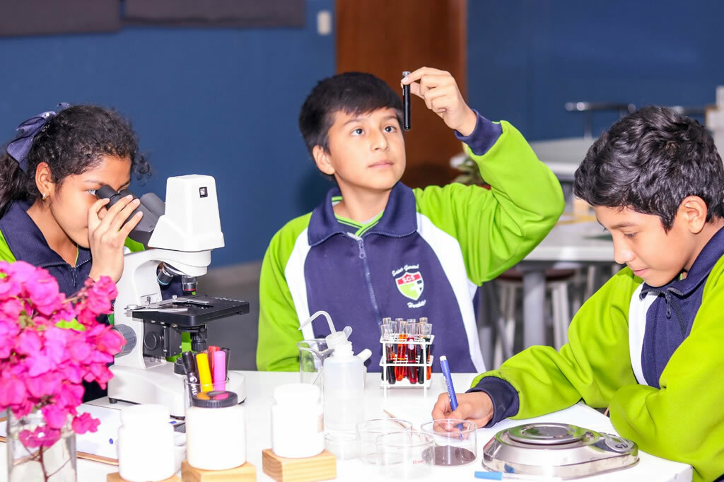 Özel okul Saint Gerard School, Lima, foto