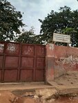 Escola reabilitada com o patrocínio da F. E. S. A (Luanda, Avenida Kandende), özel okul  Loanda'dan