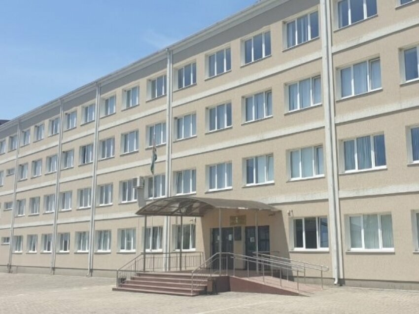 Ortaokul Средняя школа № 2 имени В. К. Аргун, Gudauta, foto