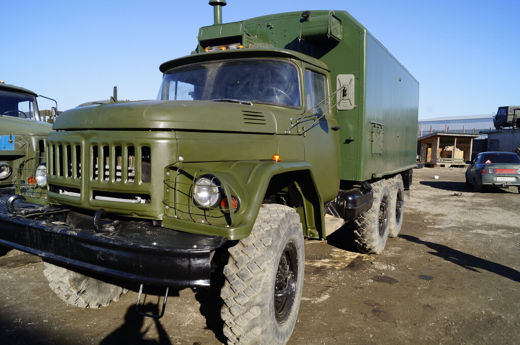 Özel üretim araç ve ekipmanları Lesavto, Vologda, foto