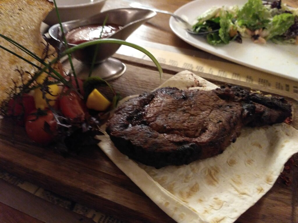 Restoran Tri okhotnika, Sevastopol, foto