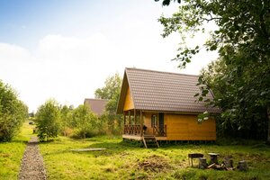 Alasari (Republic of Karelia, Sortavalskiy munitsipalny okrug, posyolok Kaalamo, Tsentralnaya ulitsa, 4), otel  Karelya Cumhuriyeti'nden