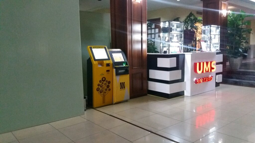 ATM'ler Kapitalbank, bankomat, Taşkent, foto
