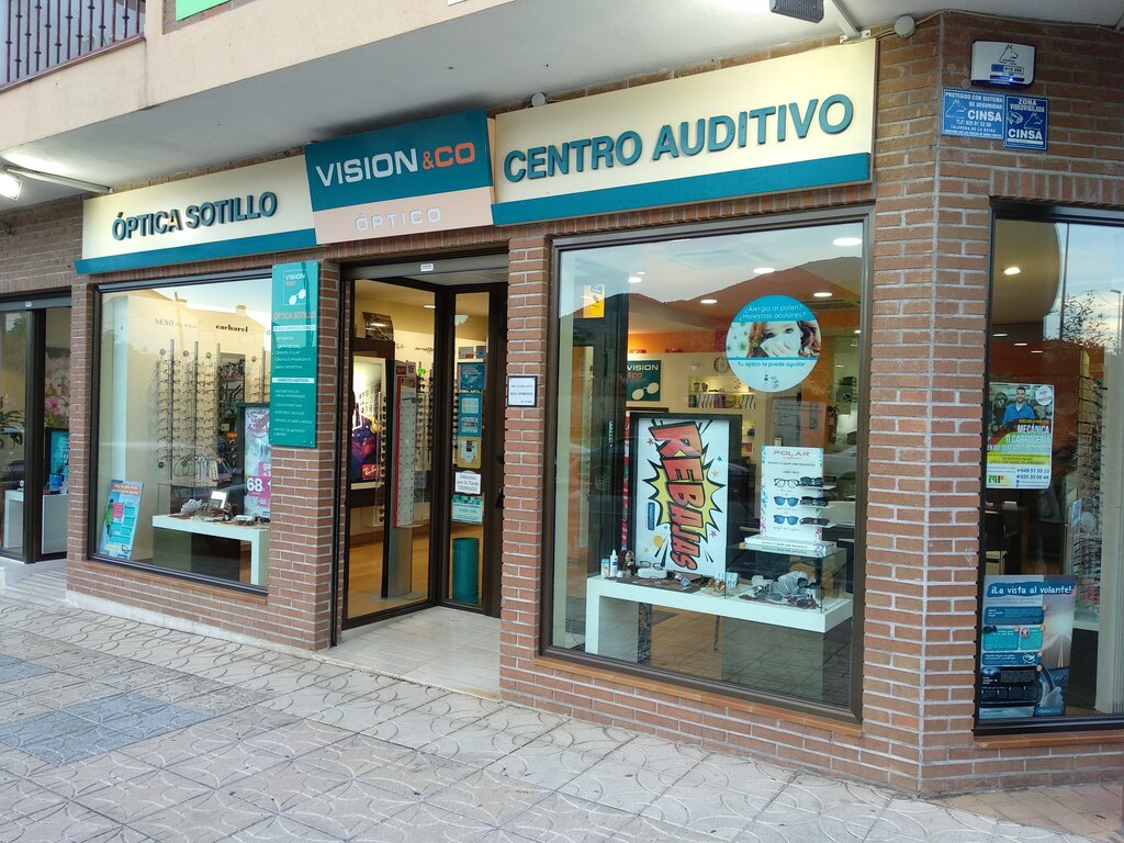 Optik Óptica Sotillo Centro Auditivo, Kastilya ve Leon, foto