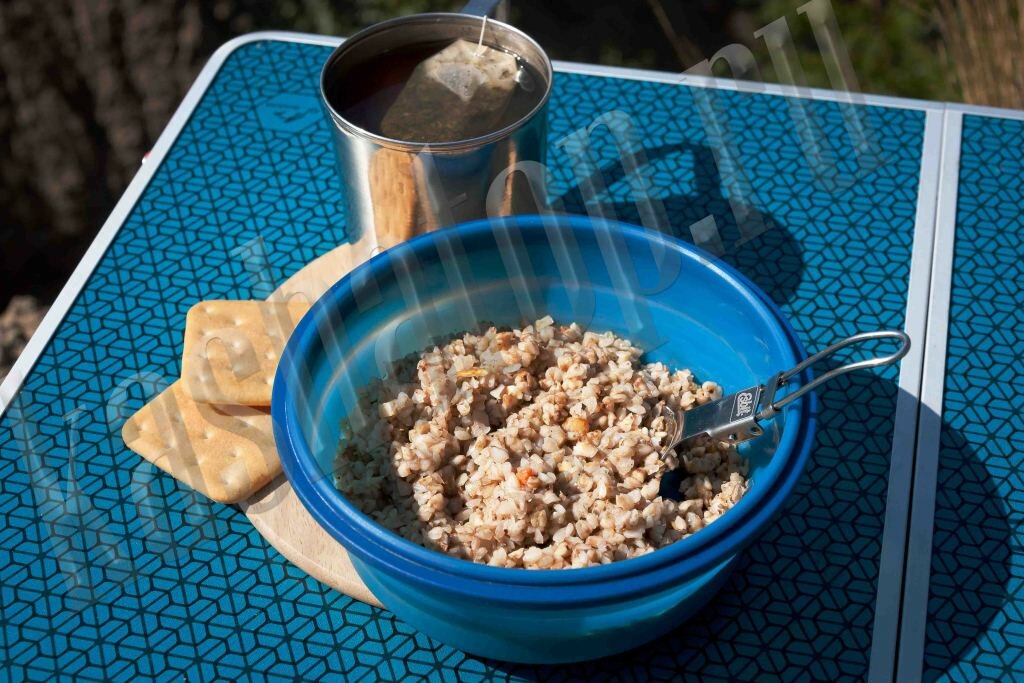 Kamp malzemeleri Kasha iz topora, Moskova, foto