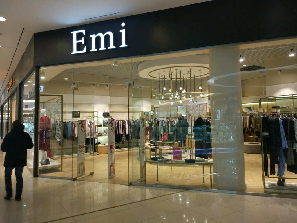 Giyim mağazası Emi, Tiumen, foto