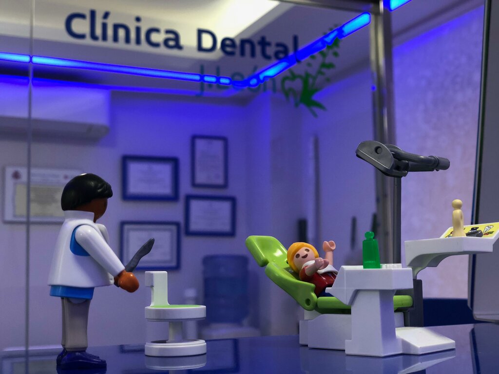 Özel ağız ve diş sağlığı klinikleri ve muayenehaneleri Clinica Dental J. Leon, Endülüs, foto
