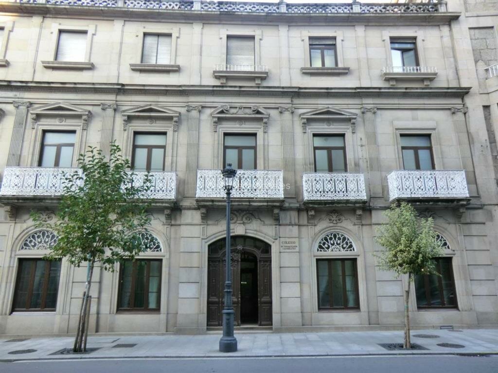 Özel okul Colegio Carmelitas Vedruna Vigo, Vigo, foto