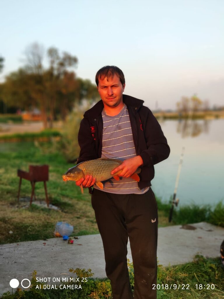 Avcılar ve balıkçılar Rybatskaya Usad'ba, Almatı eyaleti, foto