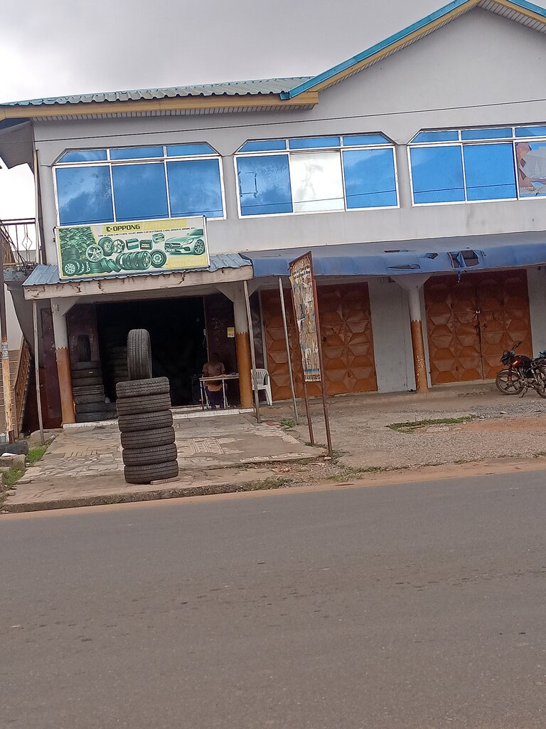 Jant ve lastikçiler C-Oppong Enterprise, Dünya, foto