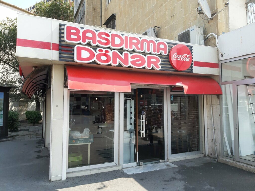 Fast food Basdırma dönər, Bakü, foto