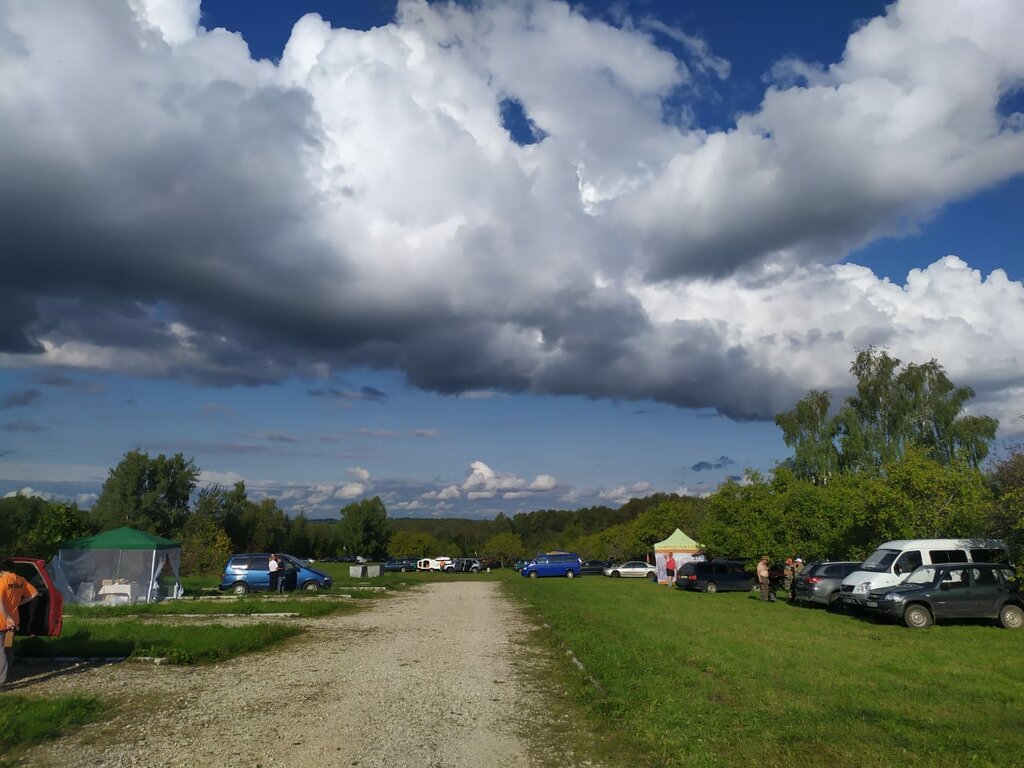 Kamp alanları Автокемпинг Отцы и дети, Orlovskaya oblastı, foto
