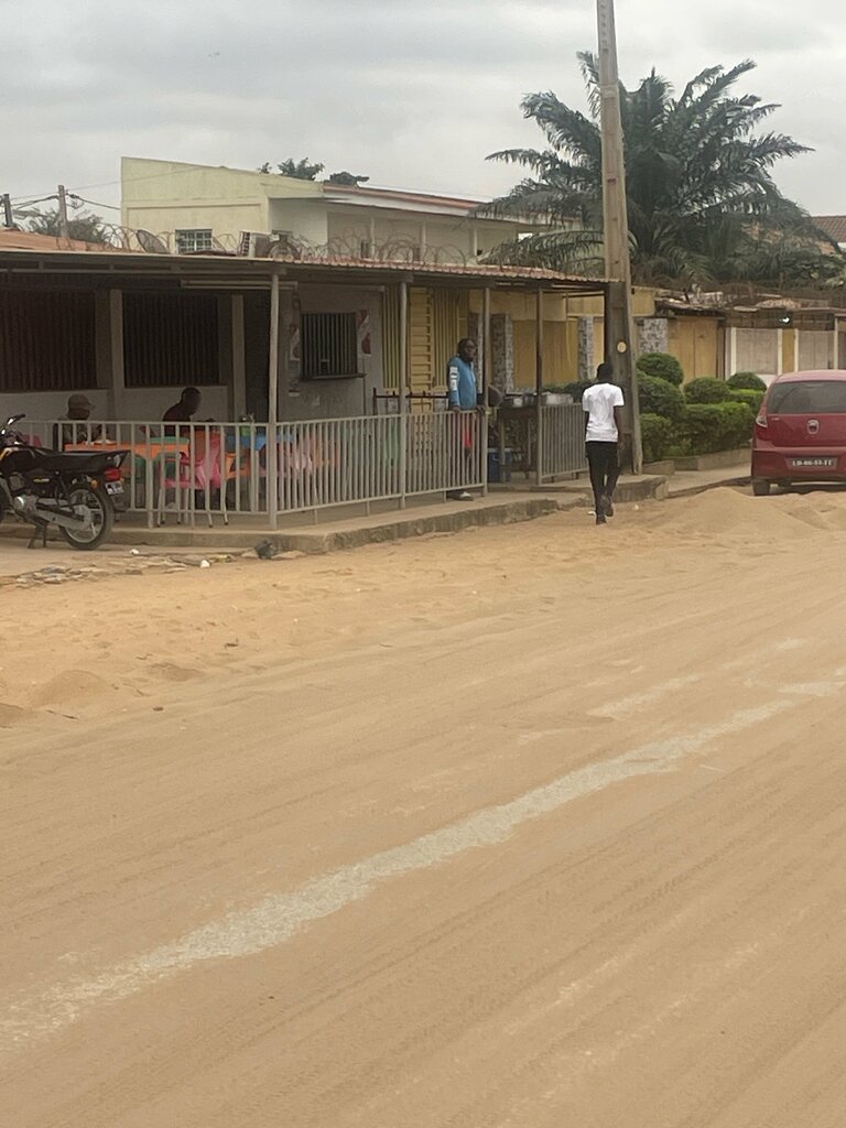 Kafe Janela Aberta Mena, Loanda, foto