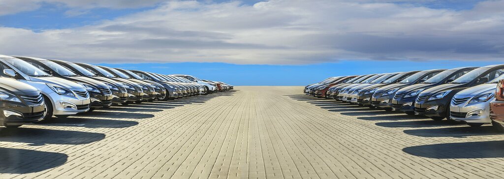 Oto kiralama Speedy Car Rental, Dubai, foto