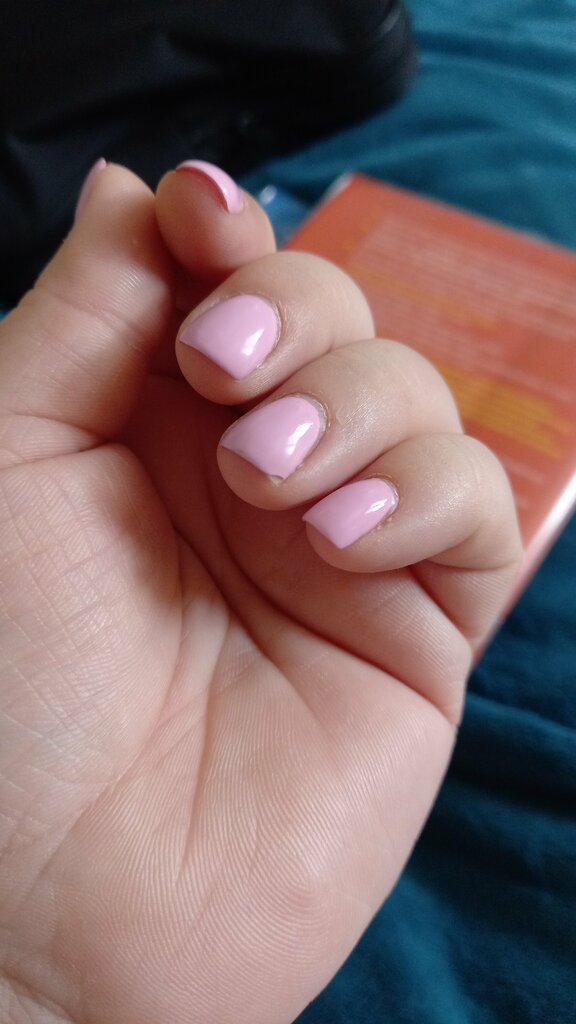 Güzellik salonu Glow Up Nails, Moskova, foto