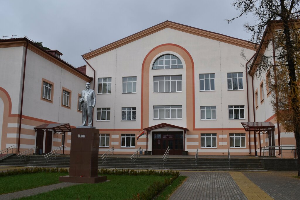 Kültür ocakları Dvorets Kultury g. Baran Guk, Baran, foto