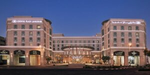 Holiday Inn Express Dubai - Safa Park, an Ihg Hotel (Holiday Inn Express Dubai Safa Park, Al Wasl, Jumeirah, Dubai), otel  Dubai'den