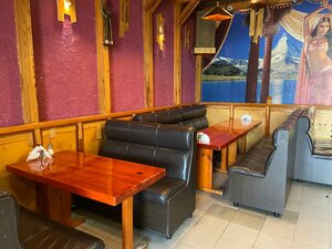 Lavash (ulitsa Kalinina No:52А, rabochiy posyolok Ugleuralskiy), kafe  Permski krayından