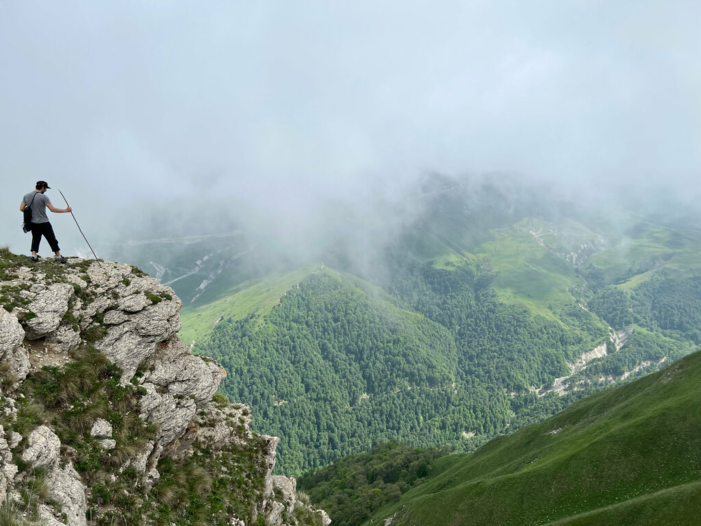 Dağ zirvesi Гора Цанта 2294 м, Dağıstan, foto