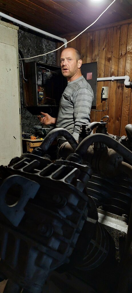 Bahçe ekipmanları tamiri Tools Repair Workshop, Petuşki, foto