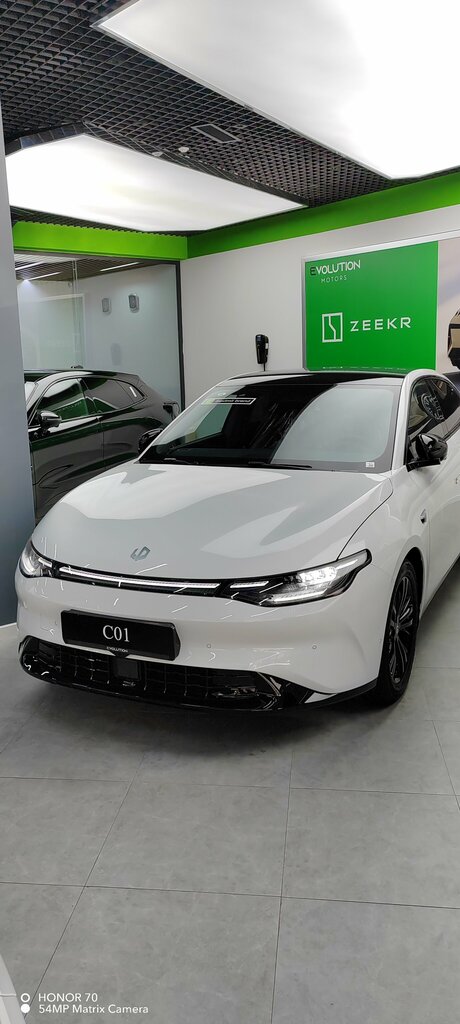 Otomobil satış galerileri Evolution Motors, Taşkent, foto