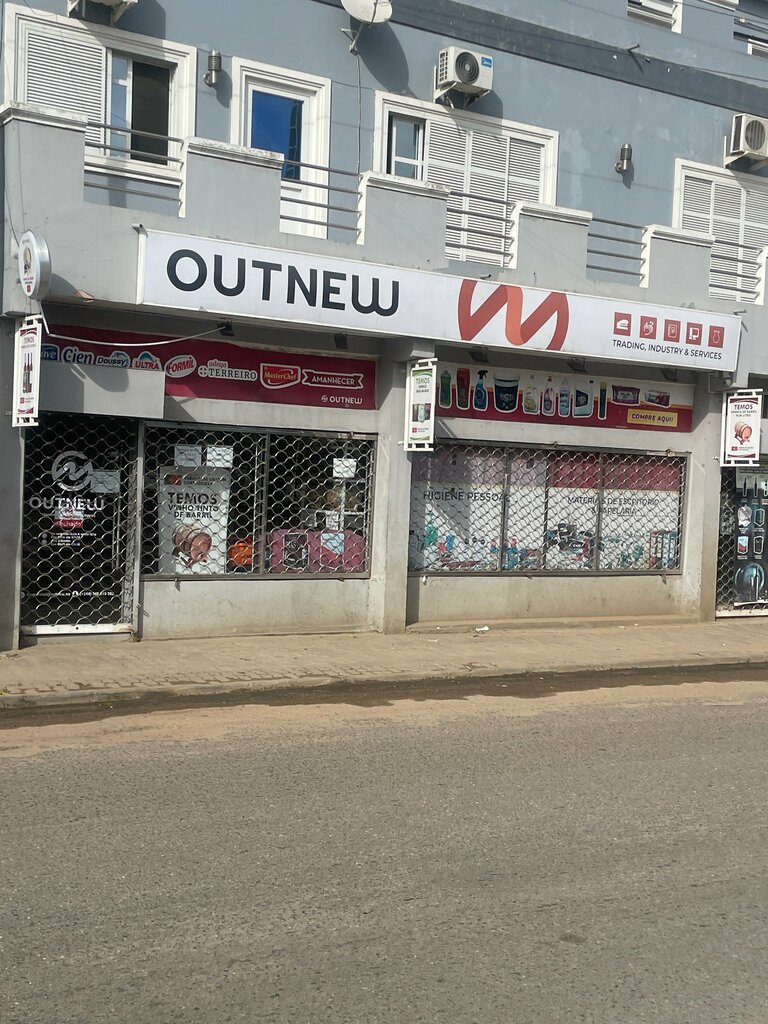 Mini-market Outnew, Loanda, foto