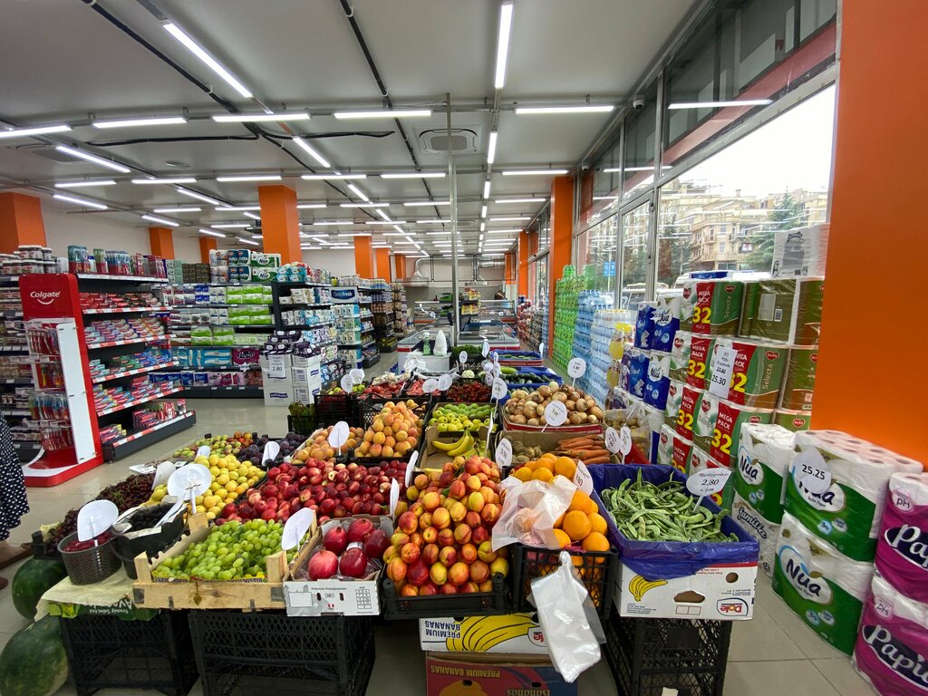 Ekmek fırını Billion, Batum, foto