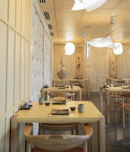 Miyako (Korabelnaya Naberezhnaya Street No:10), restoran  Vladivostok'tan