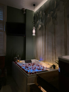 Tree of Life (Sredniy Vasilyevskogo Ostrova Avenue No:85), spa  Saint‑Petersburg'dan