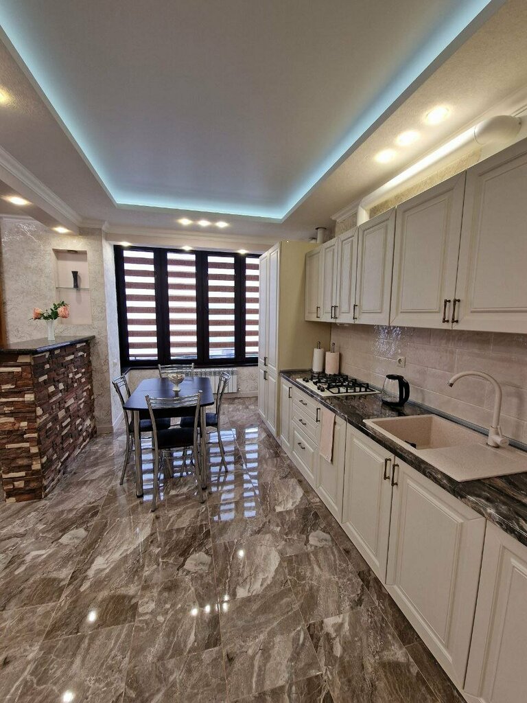 Kısa süreli konaklama Flatirini on Shamilia Dzhikaeva 6a, Vladikavkaz, foto