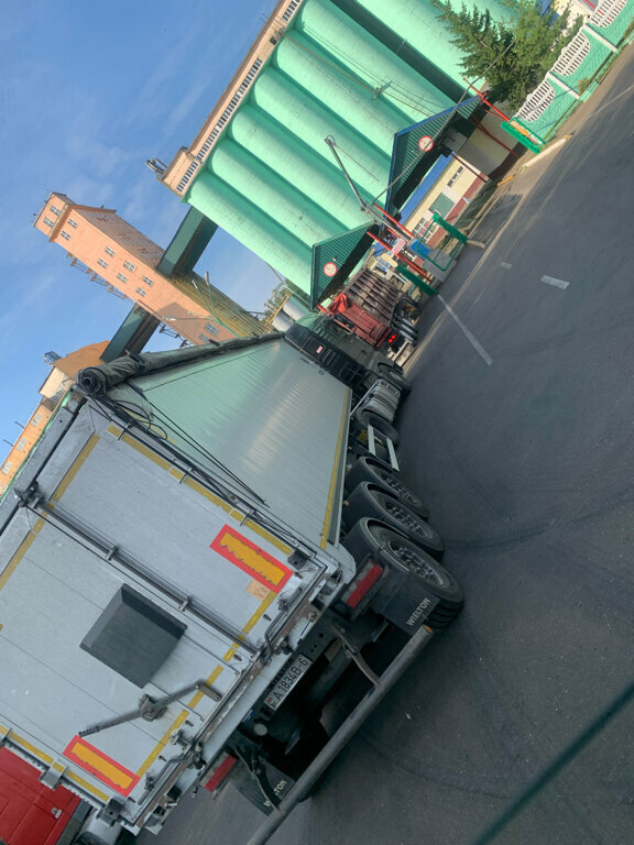 Silo Goretsky Elevator Ptup, Gorki, foto