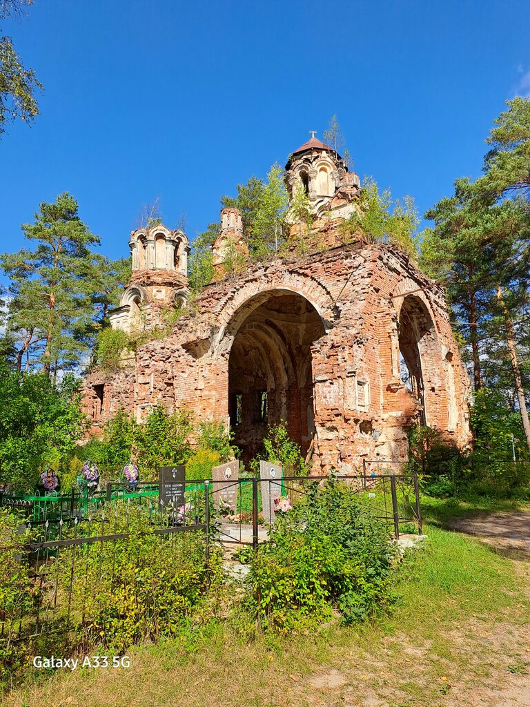 Ortodoks kiliseleri Церковь Николая Чудотворца, Luga, foto