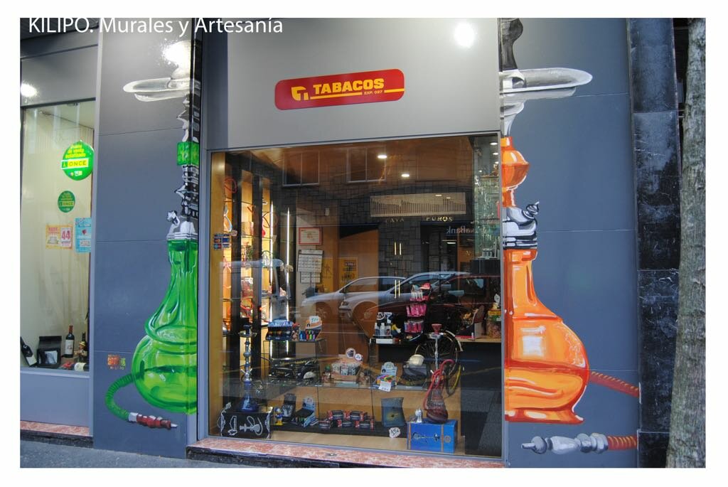 Tütün, sigara mağazaları Expendeduría Número 27, Vitoria, foto