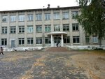 Munitsipalnoye Avtonomnoye Obrazovatelnoye Uchrezhdeniye Srednyaya obshcheobrazovatelnaya shkola № 79 im. N.A. Zaytseva (Strelkovaya Street No:81), ortaokul  Nijni Novgorod'dan