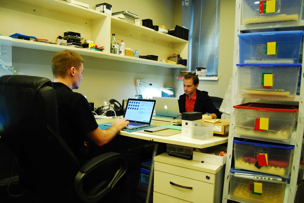 Telefon tamir servisi AppleCares, Moskova, foto