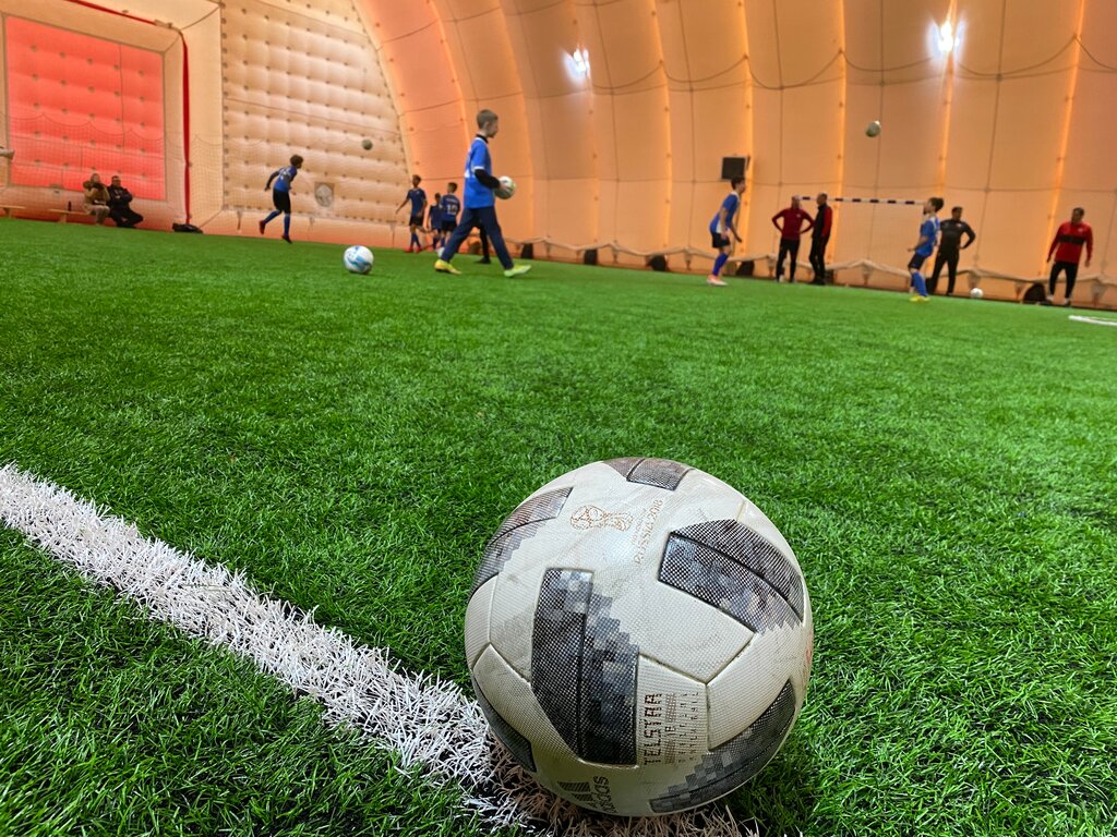Çok amaçlı spor tesisleri Академия Валерия Кечинова, Cherepovets, foto