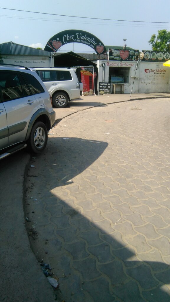 Restoran Chez Valentine, Brazzaville, foto