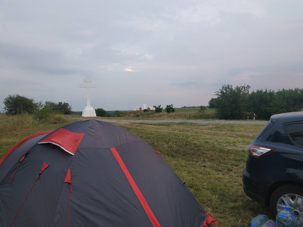 Şapel, haç anıtı Поклонный крест, Stavropolski krayı, foto