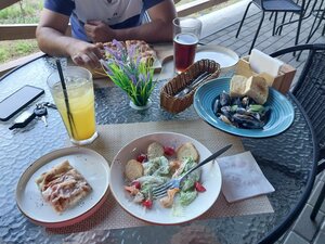 Park Cafe (ulitsa Lenina No:25Г, stanitsa Zaporozhskaya), kafe  Krasnodarski krayından