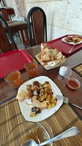 Шашлычный вулкан (Moscow Region, Shchyolkovo Urban District, derevnya Vorya-Bogorodskoye), kafe  Moskova ve Moskovskaya oblastından