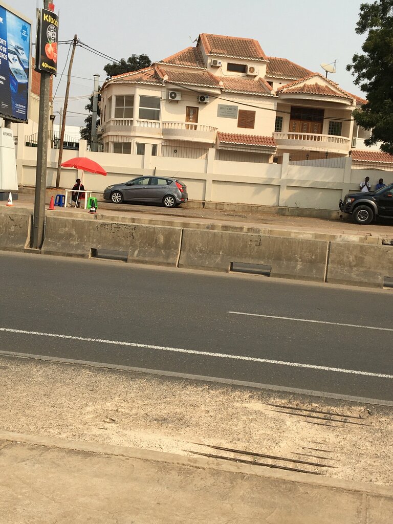Protestan kilisesi Igreja Metódista Unida B.E.C, Loanda, foto