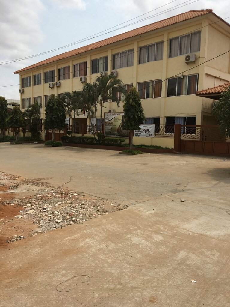 Yüksekokul Colégio Neval, Loanda, foto